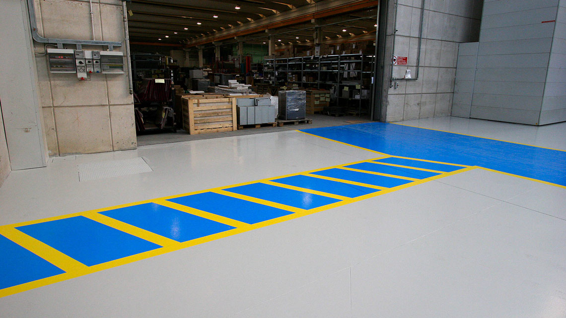Segnaletica orizzontale per pavimenti in resina - Elle&P